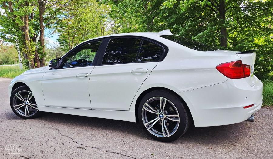 BMW 316 2013 in Radviliskis, with an engine capacity of 2.00 L and mileage of 286 thousand km for 7700 €, photo 7 on AUTOMOTO.COM.LV