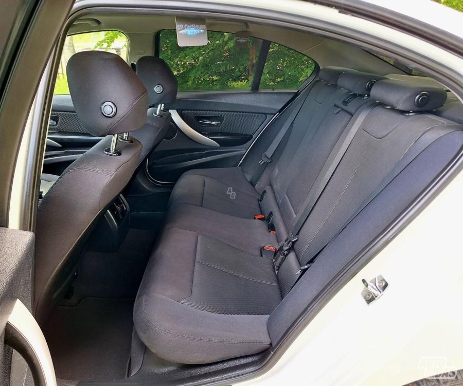 BMW 316 2013 in Radviliskis, with an engine capacity of 2.00 L and mileage of 286 thousand km for 7700 €, photo 14 on AUTOMOTO.COM.LV
