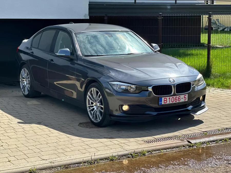 BMW 316 2013 in Riga, with an engine capacity of 2.00 L and mileage of 190 thousand km for 7800 €, photo 3 on AUTOMOTO.COM.LV