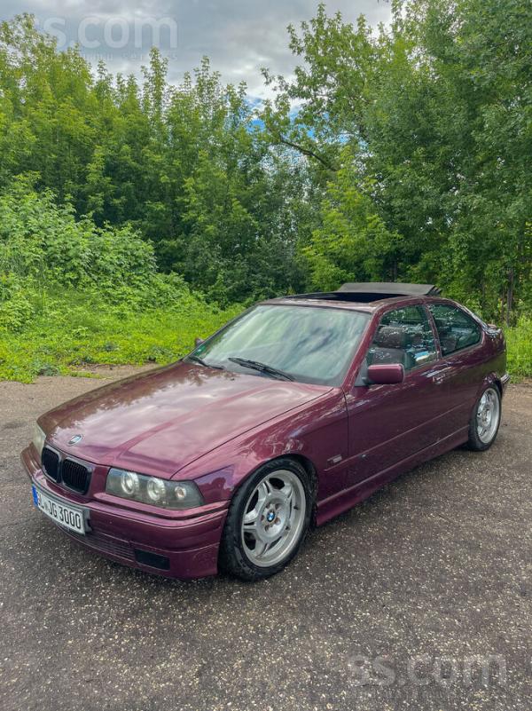 Violet BMW 316 1996 in Ogre, with an engine capacity of 1.60 L and mileage of 253 thousand km for 2750 €, photo 1 on AUTOMOTO.COM.LV