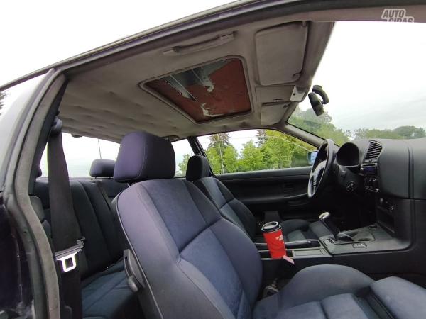 Violets BMW 316 1995 Alīta, ar dzinēja tilpumu 1.60 L un nobraukumu 218 tūkst. km par 2600 €, foto 9 vietnē AUTOMOTO.COM.LV