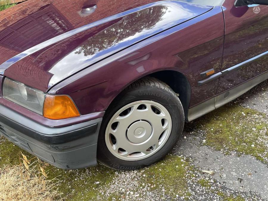 Violets BMW 316 1995 Marijampole, ar dzinēja tilpumu 1.60 L un nobraukumu 220 tūkst. km par 1200 €, foto 5 vietnē AUTOMOTO.COM.LV