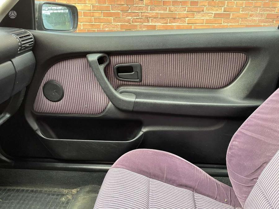 Violets BMW 316 1995 Marijampole, ar dzinēja tilpumu 1.60 L un nobraukumu 220 tūkst. km par 1200 €, foto 21 vietnē AUTOMOTO.COM.LV