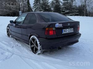 Violet BMW 316 1996 in Aluksne, with an engine capacity of 1.60 L and mileage of 328 thousand km for 1600 €, photo 3 on AUTOMOTO.COM.LV