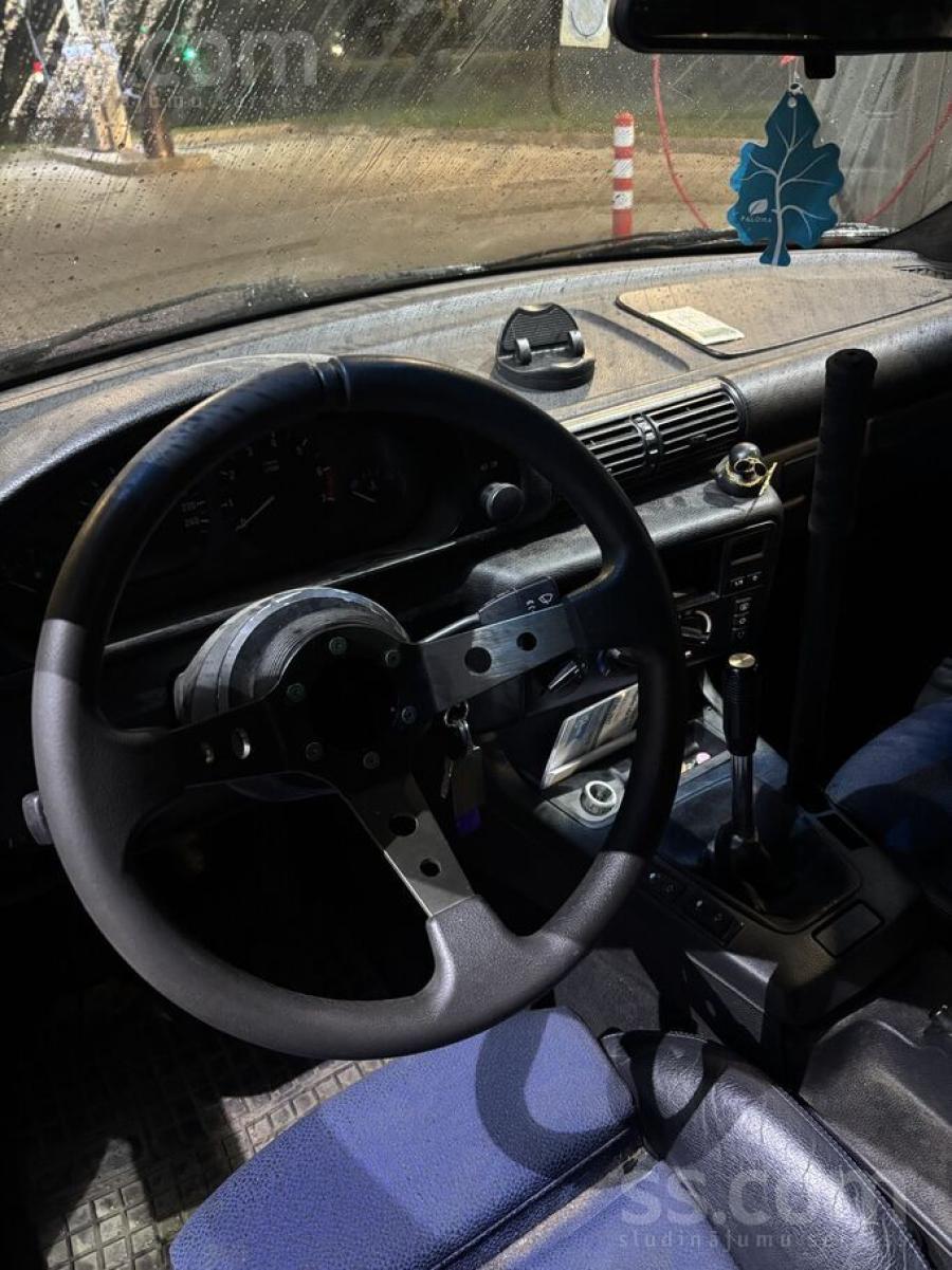 Violets BMW 316 1996 Rīga, ar dzinēja tilpumu 2.80 L un nobraukumu 317 tūkst. km par 3000 €, foto 4 vietnē AUTOMOTO.COM.LV
