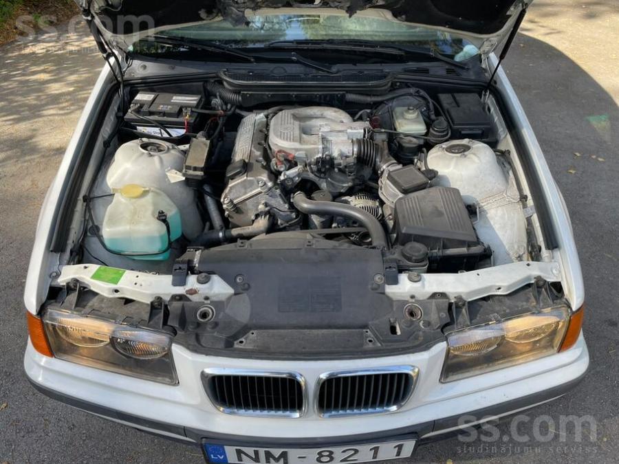 Balts BMW 316 1997 Rīga, ar dzinēja tilpumu 1.60 L un nobraukumu 222 tūkst. km par 1200 €, foto 6 vietnē AUTOMOTO.COM.LV