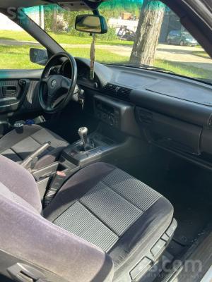 Balts BMW 316 1997 Rīga, ar dzinēja tilpumu 1.60 L un nobraukumu 222 tūkst. km par 1200 €, foto 9 vietnē AUTOMOTO.COM.LV