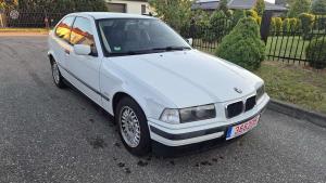 White BMW 316 1999 in Vilnius, with an engine capacity of 1.90 L and mileage of 163 thousand km for 1999 €, photo 4 on AUTOMOTO.COM.LV