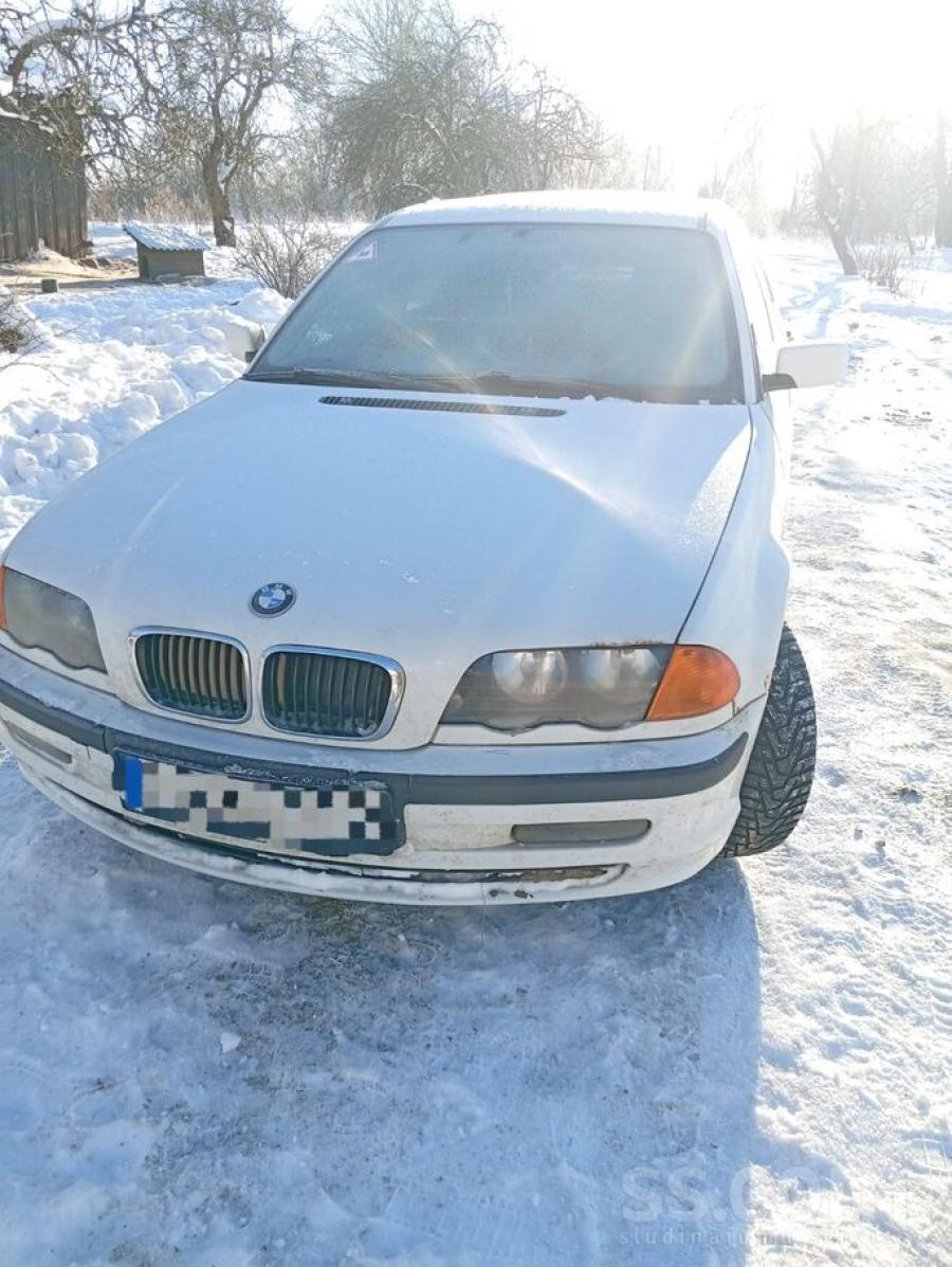 Balts BMW 316 2000 Preiļi, ar dzinēja tilpumu 1.90 L un nobraukumu 404 tūkst. km par 700 €, foto 3 vietnē AUTOMOTO.COM.LV