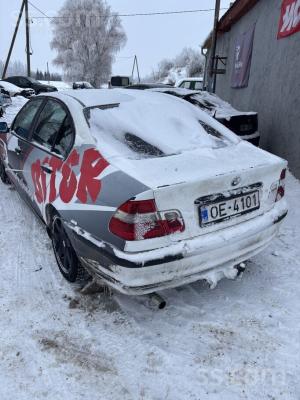 White BMW 316 2001 in Bauska, with an engine capacity of 1.90 L and mileage of 240 thousand km for 1150 €, photo 2 on AUTOMOTO.COM.LV