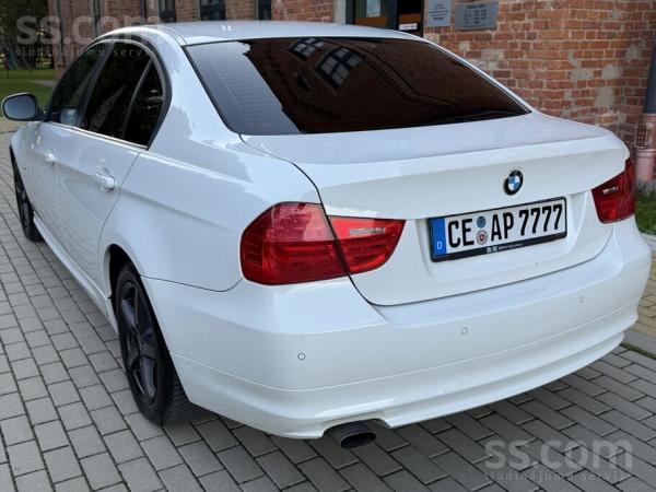 Белый БМВ 316 2010 в Рига, объемом двигателя 2.00 л и пробегом 289 тыс. км за 5450 €, фото 11 на AUTOMOTO.COM.LV