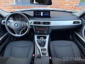 White BMW 316 2010 in Riga, with an engine capacity of 2.00 L and mileage of 289 thousand km for 5450 €, photo 24 on AUTOMOTO.COM.LV
