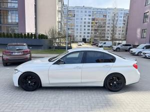 White BMW 316 2012 in Riga, with an engine capacity of 2.00 L and mileage of 270 thousand km for 6990 €, photo 4 on AUTOMOTO.COM.LV