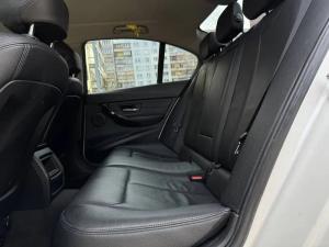 White BMW 316 2012 in Riga, with an engine capacity of 2.00 L and mileage of 270 thousand km for 6990 €, photo 10 on AUTOMOTO.COM.LV