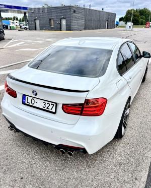 Balts BMW 316 2012 Rīga, ar dzinēja tilpumu 1.60 L un nobraukumu 319 tūkst. km par 10200 €, foto 5 vietnē AUTOMOTO.COM.LV