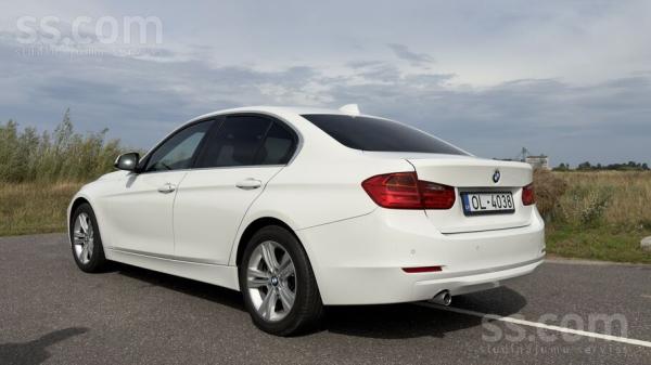 БМВ 316 2012 в Бауска на AUTOMOTO.COM.LV Белый БМВ 316 2012 в Бауска, объемом двигателя 2.00 л и пробегом 287 тыс. км за 6450 €, фото 7 на AUTOMOTO.COM.LV