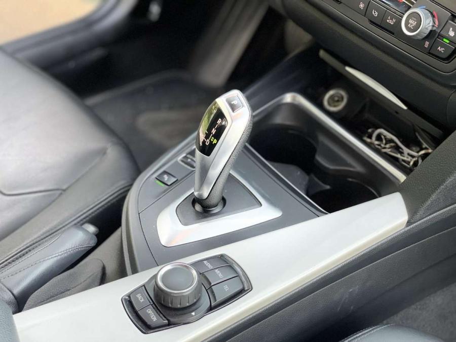White BMW 316 2013 in Radviliskis, with an engine capacity of 1.60 L and mileage of 195 thousand km for 6800 €, photo 17 on AUTOMOTO.COM.LV