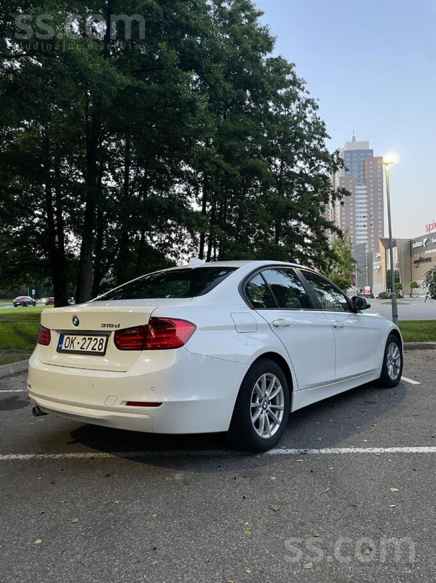 Balts BMW 316 2013 Rīga, ar dzinēja tilpumu 2.00 L un nobraukumu 236 tūkst. km par 6500 €, foto 3 vietnē AUTOMOTO.COM.LV