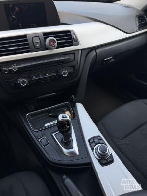 White BMW 316 2015 in Vilnius, with an engine capacity of 2.00 L and mileage of 274 thousand km for 9000 €, photo 19 on AUTOMOTO.COM.LV