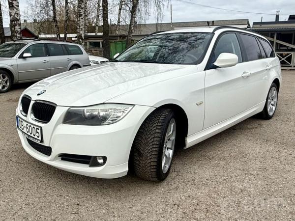 Balts BMW 316 2010 Rīga, ar dzinēja tilpumu 2.00 L un nobraukumu 0 tūkst. km par 3990 €, foto 2 vietnē AUTOMOTO.COM.LV