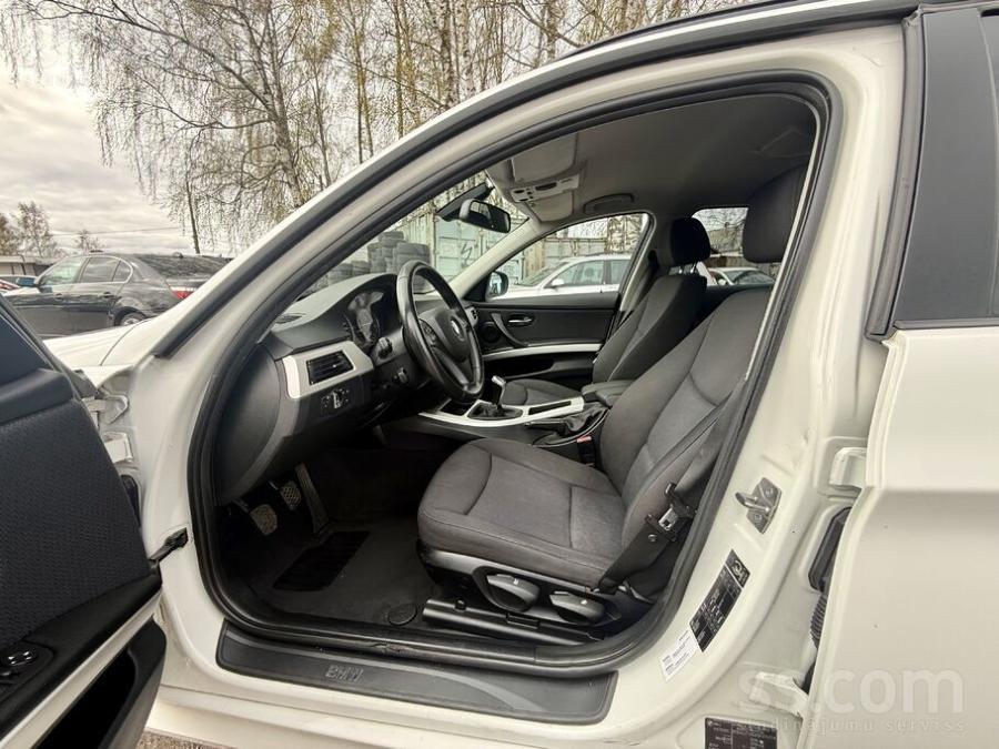 Balts BMW 316 2010 Rīga, ar dzinēja tilpumu 2.00 L un nobraukumu 0 tūkst. km par 3990 €, foto 13 vietnē AUTOMOTO.COM.LV
