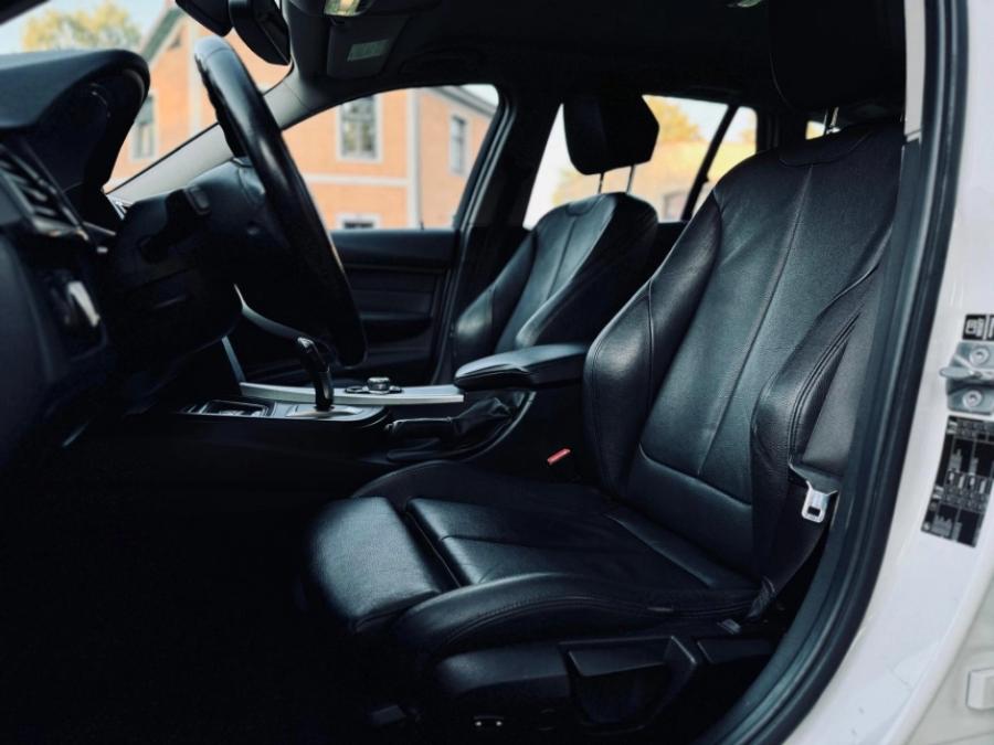 White BMW 316 2013 in Riga, with an engine capacity of 2.00 L and mileage of 306 thousand km for 11000 €, photo 11 on AUTOMOTO.COM.LV