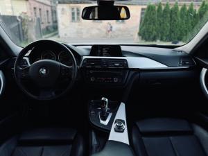White BMW 316 2013 in Riga, with an engine capacity of 2.00 L and mileage of 306 thousand km for 11000 €, photo 13 on AUTOMOTO.COM.LV