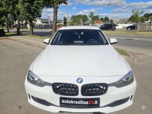 White BMW 316 2013 in Siauliai, with an engine capacity of 2.00 L and mileage of 176 thousand km for 6750 €, photo 4 on AUTOMOTO.COM.LV