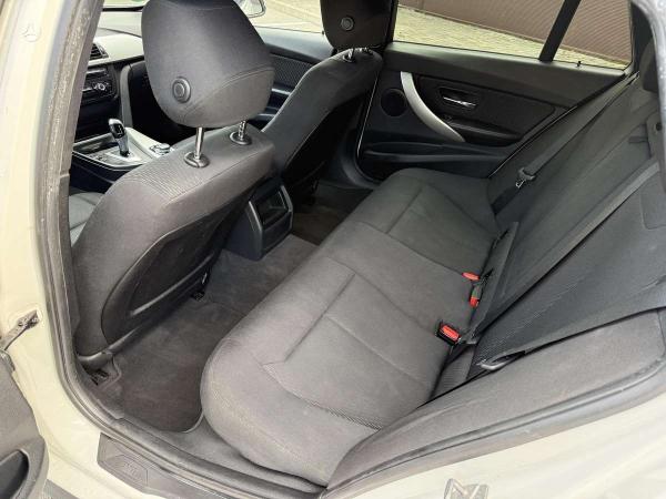 Balts BMW 316 2013 Panevēža, ar dzinēja tilpumu 2.00 L un nobraukumu 286 tūkst. km par 6700 €, foto 9 vietnē AUTOMOTO.COM.LV