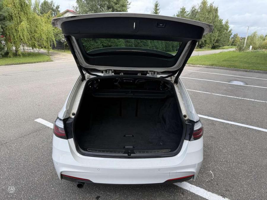 White BMW 316 2013 in Panevezys, with an engine capacity of 2.00 L and mileage of 286 thousand km for 6700 €, photo 10 on AUTOMOTO.COM.LV