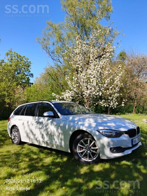 White BMW 316 2014 in Riga, with an engine capacity of 2.00 L and mileage of 240 thousand km for 7000 €, photo 8 on AUTOMOTO.COM.LV