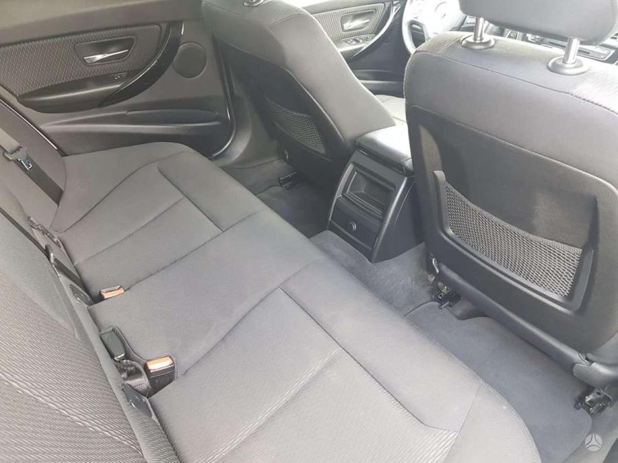 White BMW 316 2016 in Siauliai, with an engine capacity of 2.00 L and mileage of 257 thousand km for 7200 €, photo 9 on AUTOMOTO.COM.LV