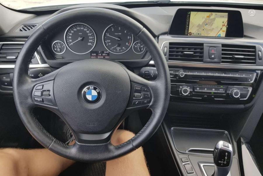 White BMW 316 2016 in Siauliai, with an engine capacity of 2.00 L and mileage of 257 thousand km for 7200 €, photo 13 on AUTOMOTO.COM.LV