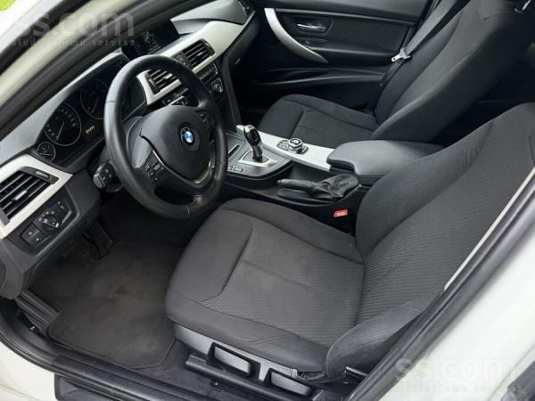White BMW 316 2017 in Riga, with an engine capacity of 2.00 L and mileage of 307 thousand km for 8950 €, photo 7 on AUTOMOTO.COM.LV