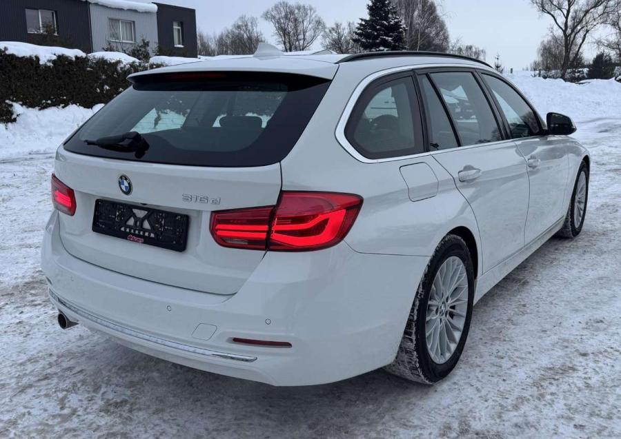 Balts BMW 316 2019 Panevēža, ar dzinēja tilpumu 2.00 L un nobraukumu 272 tūkst. km par 10400 €, foto 4 vietnē AUTOMOTO.COM.LV