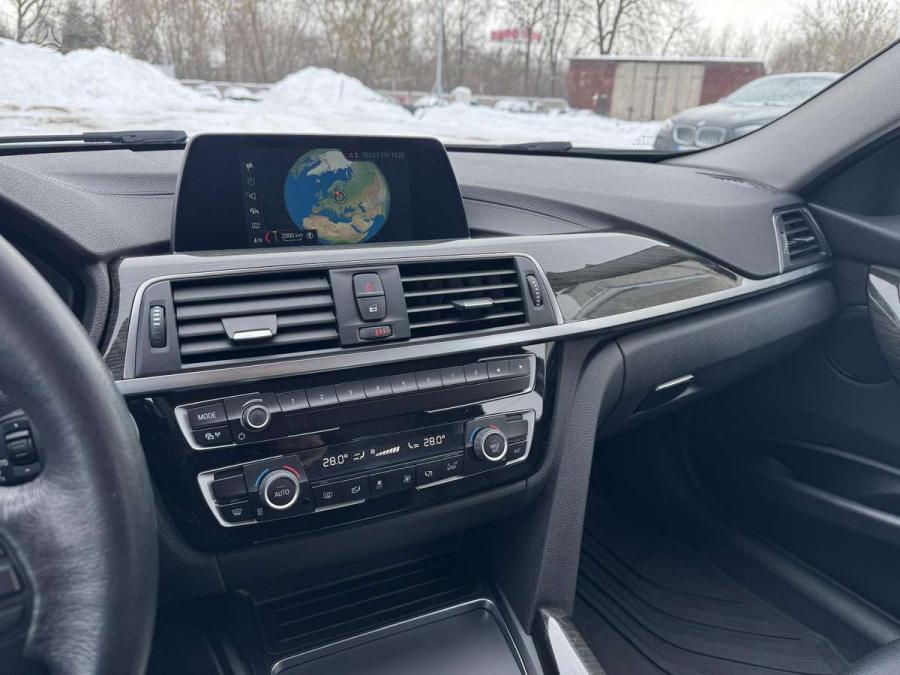 Balts BMW 316 2019 Panevēža, ar dzinēja tilpumu 2.00 L un nobraukumu 272 tūkst. km par 10400 €, foto 8 vietnē AUTOMOTO.COM.LV