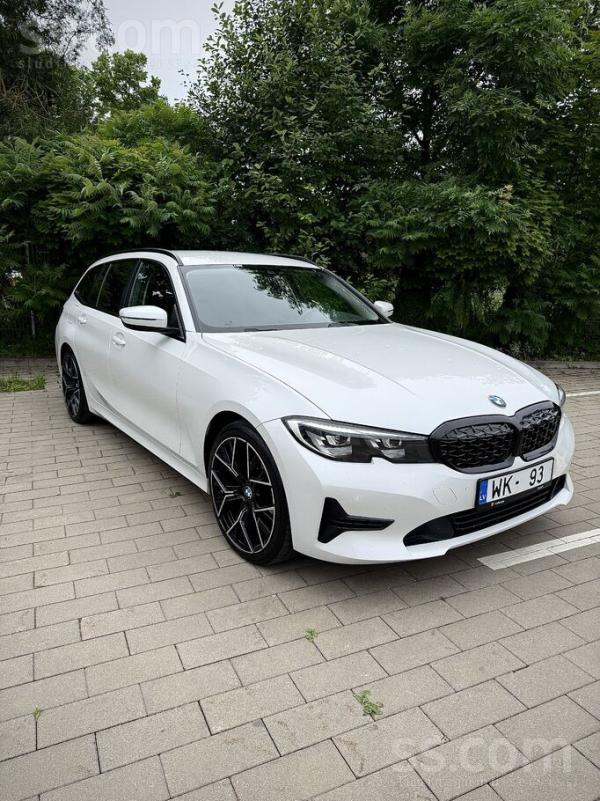 Balts BMW 316 2022 Rīga, ar dzinēja tilpumu 2.00 L un nobraukumu 210 tūkst. km par 21990 €, foto 1 vietnē AUTOMOTO.COM.LV