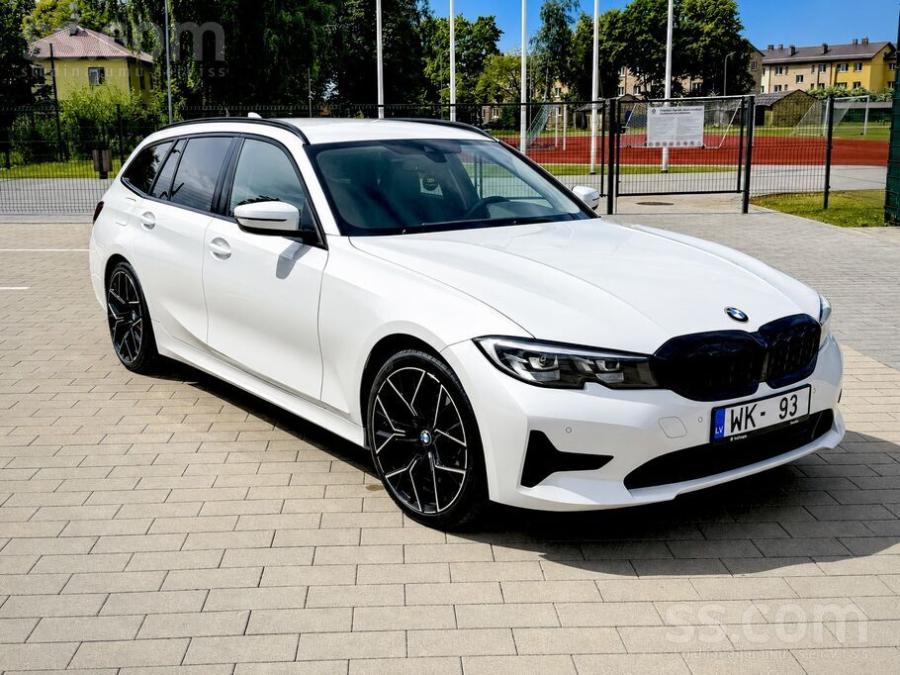 White BMW 316 2022 in Jelgava, with an engine capacity of 2.00 L and mileage of 217 thousand km for 19900 €, photo 1 on AUTOMOTO.COM.LV