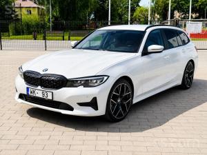 White BMW 316 2022 in Jelgava, with an engine capacity of 2.00 L and mileage of 217 thousand km for 19900 €, photo 3 on AUTOMOTO.COM.LV