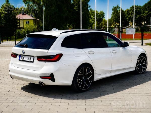 Balts BMW 316 2022 Rīga, ar dzinēja tilpumu 2.00 L un nobraukumu 222 tūkst. km par 18900 €, foto 5 vietnē AUTOMOTO.COM.LV