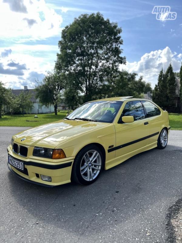 Yellow BMW 316 1994 in Jonava, with an engine capacity of 1.60 L and mileage of 279 thousand km for 4200 €, photo 1 on AUTOMOTO.COM.LV