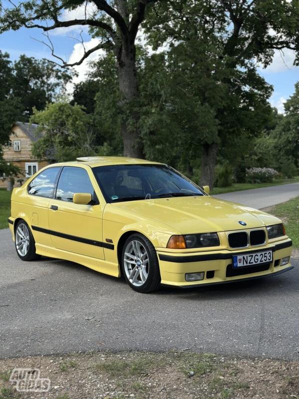Yellow BMW 316 1994 in Jonava, with an engine capacity of 1.60 L and mileage of 279 thousand km for 4200 €, photo 2 on AUTOMOTO.COM.LV