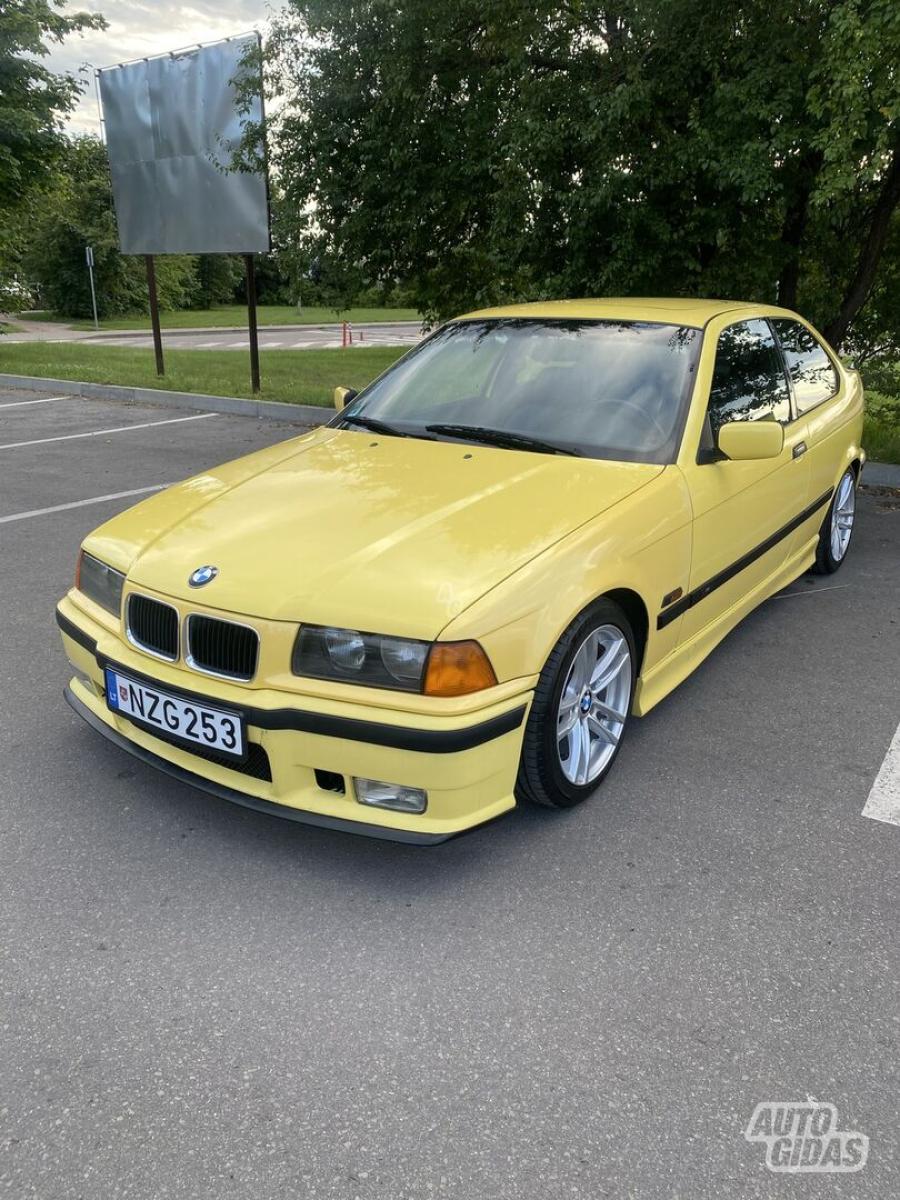 Yellow BMW 316 1994 in Jonava, with an engine capacity of 1.60 L and mileage of 279 thousand km for 4200 €, photo 4 on AUTOMOTO.COM.LV