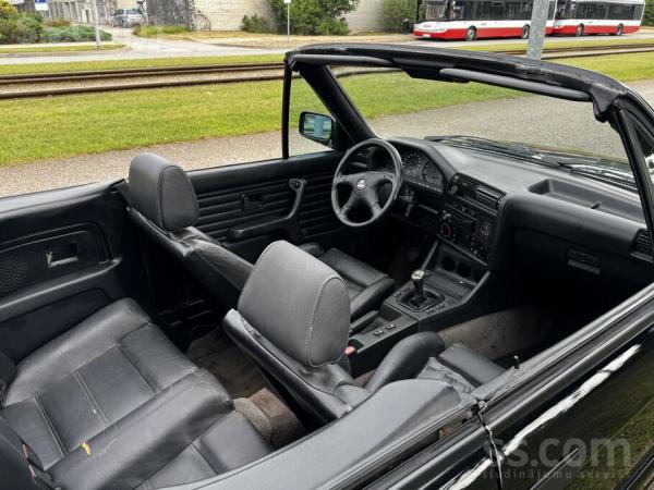 Melns BMW 318 1993 Liepāja, ar dzinēja tilpumu 1.80 L un nobraukumu 246 tūkst. km par 8490 €, foto 9 vietnē AUTOMOTO.COM.LV