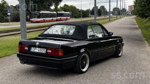 Black BMW 318 1993 in Liepaja, with an engine capacity of 1.80 L and mileage of 246 thousand km for 8490 €, photo 16 on AUTOMOTO.COM.LV
