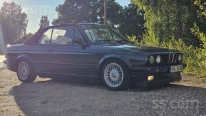 Melns BMW 318 1993 Rīga, ar dzinēja tilpumu 1.80 L un nobraukumu 263 tūkst. km par 10600 €, foto 3 vietnē AUTOMOTO.COM.LV