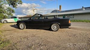 Melns BMW 318 1993 Rīga, ar dzinēja tilpumu 1.80 L un nobraukumu 263 tūkst. km par 10600 €, foto 10 vietnē AUTOMOTO.COM.LV