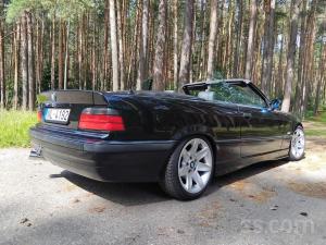 Black BMW 318 1996 in Daugavpils, with an engine capacity of 1.80 L and mileage of 251 thousand km for 4650 €, photo 5 on AUTOMOTO.COM.LV