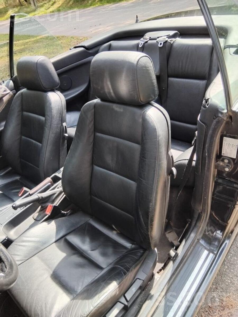 Black BMW 318 1996 in Daugavpils, with an engine capacity of 1.80 L and mileage of 251 thousand km for 4650 €, photo 10 on AUTOMOTO.COM.LV