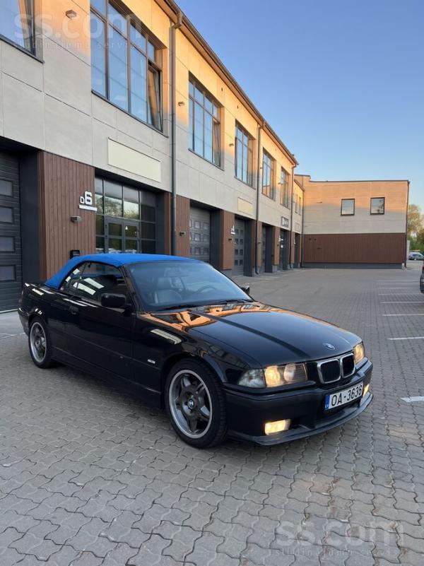 Black BMW 318 1998 in Riga, with an engine capacity of 1.80 L and mileage of 274 thousand km for 5880 €, photo 10 on AUTOMOTO.COM.LV